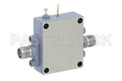 低噪声宽带放大器，NF 5 dB，P1dB 15 dBm， 100 MHz ~ 26.5 GHz，增益 15 dB，IP3 23 dBm，SMA